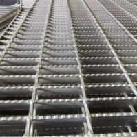 China Hot DIP Galvanized Steel Grating Platform with Anti-Corrosion Properties and Customizable Designs for Industrial Use for sale