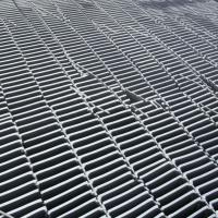 China Heavy Duty Galvanized Steel Grating for Industrial Drainage Channels and Marine Applications for sale