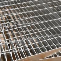 China Heavy Duty Press-Locked Hot Dip Galvanized Steel Grating Metal Grates for Industrial Flooring for sale