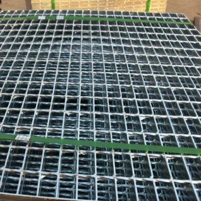 China Durable Galvanized Heavy Duty Steel Grating with Slip-Resistant Surface for Industrial Catwalks for sale