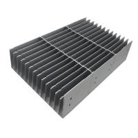 China Hot DIP Galvanized Steel Stair Treads with 25 x 3 to 100 x 8 Bearing Bar and ANSI/NAAMM Standard for Step Ladders for sale