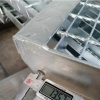 China Corrosion Resistant Heavy-Duty Galvanized Steel Stair Treads with Non-Slip Surface for Safe Walkways for sale
