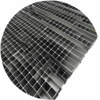 China Hot-DIP Galvanized Steel Grating Stair Treads with Skid Resistant and Heavy Duty Features for sale