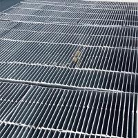 China Hot-DIP Galvanized Stainless Steel Grating for Outdoor Exterior Stair Treads and Platform Walkways for sale