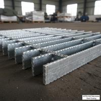 China Heavy Duty Serrated Welded ASTM A36 Galvanized Steel Grating for Industrial Walkways and Platforms for sale