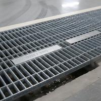 China Heavy Duty Galvanized Steel Grating with Q235 / Q345 / SS304 / SS316 Material for Self-Propelled Parking Lot for sale