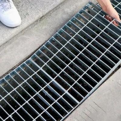 China Galvanized Steel Grating Drain Cover with Non-Slip Surface for Heavy Duty Trench Drain Applications for sale