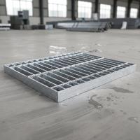China Hot Dip Galvanized Steel Grating Drain Cover with Customizable Size and Anti-Slip Serrated Surface for sale