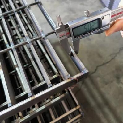 China Hot Dip Galvanized Heavy Duty Serrated Steel Grating for Industrial Platforms and Trench Covers for sale