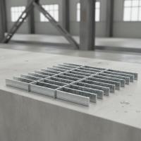 China Heavy Duty Hot Dip Galvanized Steel Bar Grating with Serrated Surface for Industrial Platforms for sale