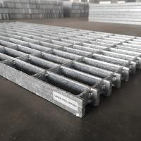 China Hot Dip Galvanizing Serrated Plain Bar Carbon Steel Grating for Heavy Load Applications for sale