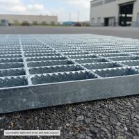 China Galvanized Serrated 32x5mm Steel Grating for High Strength Walkways and Driveways for sale