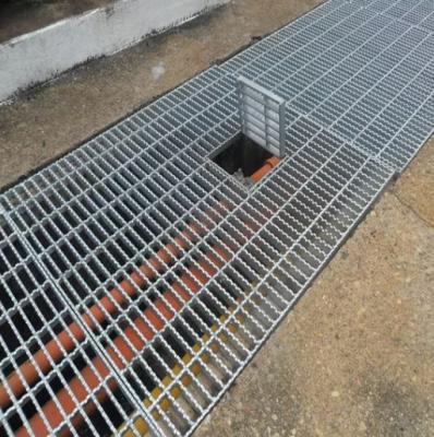 China Heavy Duty Anti-Sliding Steel Grating Drain Cover with Acid/Alkali Resisting Properties for Outdoor Usage for sale