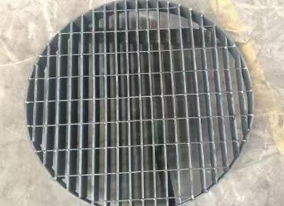 China Stainless Steel 304/316 Grating with 30mm Bearing Bar Pitch for Corrosion Resistant Trench Covers and Drainage for sale