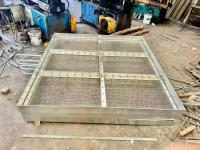 China Custom Cut Hot Dip Galvanized Special Shape Steel Grating for Industrial Walkways and Platforms for sale