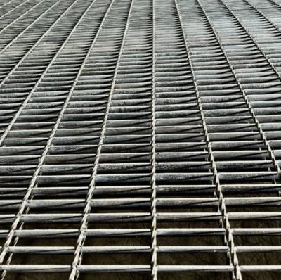 China Hot-Dip Galvanized Slip-Resistant Steel Grating with Customizable Sizes for Industrial Flooring for sale