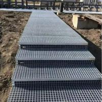 China OEM Customized Hot-Dip Galvanized Steel Grating with Serrated Bars and 25x3 Bearing Bar for Industrial Platforms for sale