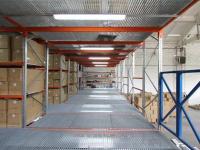 China Galvanized Heavy Duty Anti-Slip Steel Grating for Industrial Storage and Safety for sale