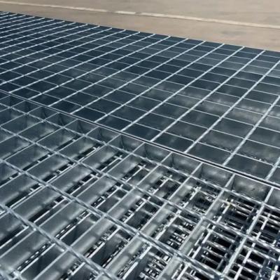 China Welded Stainless Steel Bar Grating for Sanitary and Corrosion Resistant Environments for sale