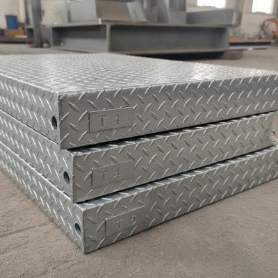 China T4 T5 Galvanized Steel Stair Treads With Checkered Plate For Industry Floor for sale