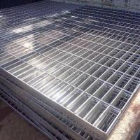 China Customizable Sizes Anti-Corrosive Serrated Style Stainless Steel Grating and Steel Bar Grating for sale