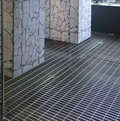 China Hot Dipped Galvanized Steel Grating with Corrosion Protection and Customizable Sizes for Platforms for sale