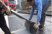 China Butyl Silver Pavement Anti-cracking Stickers Seam Tape for Repairing Asphalt Road Cracking for sale