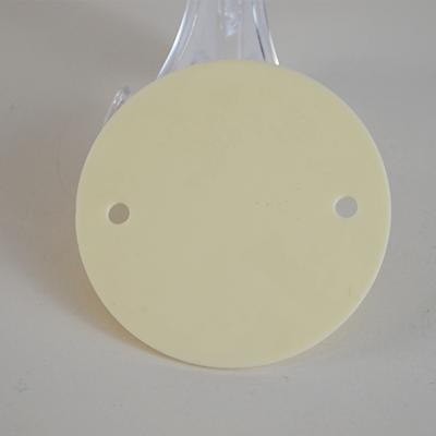 China 95% Alumina Ceramic Plate With Pre Drilled Hole High Temperature Resistance for sale