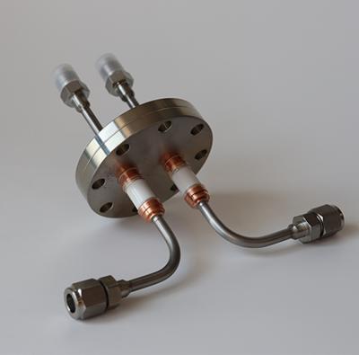 China Custom Cut Leak Free Metallized Ceramics Parts For Electrical Power Gases Or Fluids for sale