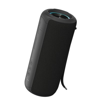 China 10 Hours Play Time Portable Wireless Speakers IPX7 Waterproof for sale