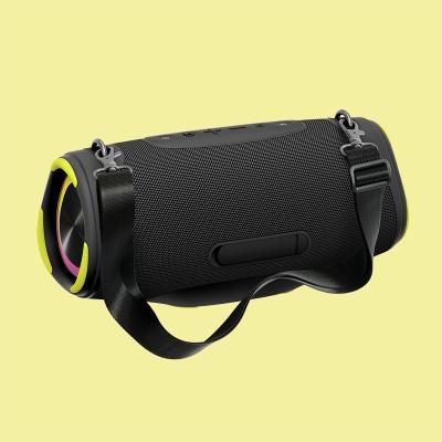 China Powerful 7.2V 5000mAh Battery Capacity Outdoor Party Speaker with Powerbank Support for sale