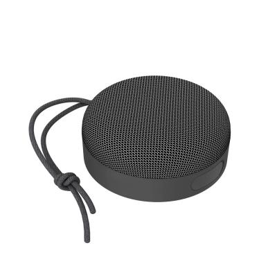China 5 Watt Portable Mini Outdoor Speaker With HD Stereo Sound 3.7V 800mAh Battery for sale