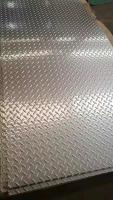 China Exquisite Anti Corrosion Pattern Steel Plate Ss Chequered Plate 800mm for sale