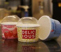 China Food Grade Custom Printed Safe Cream Paper Cups With Lids Leak Proof Seal Yogurt Cups for sale