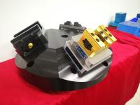 China Reversible Precision Milling Vise Adjustable 5 Axis Self Centering Vise for sale
