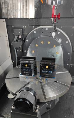 China Axis Luminaire Fixtures with 3/4/5 CNC Axis Support - OEM Available 208*106*25mm for sale