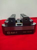 China Precision Axis Fixtures with 0.005mm Repeat Accuracy 18KN Locking Force and 208*106*25mm Dimensions for CNC Machining for sale
