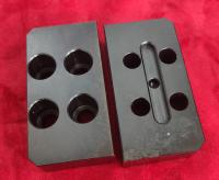 China Manual Locking Axis Fixtures with 18KN Locking Force and 0.005mm Repeat Accuracy for CNC Machining for sale