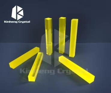 China High Brightness GAGG Scintillation Crystal 530 Center Wavelength for sale
