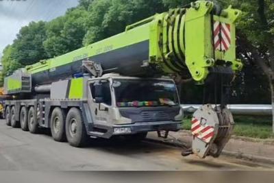China 2020 Model Zoomlion ZAT4000V653 All Terrain Crane for sale