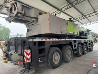 China 2019 ZOOMLION ZAT2000V753 All Terrain Crane 72m Lifting Height for sale