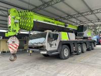 China 2019 ZOOMLION ZAT2000V753 All Terrain Crane 72m Lifting Height for sale