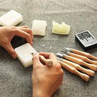 China DIY Wood Carving Tools Kit with Canvas Case Gouges and Woodworking Chisel Tool Set for sale