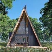 China Robust Stabilized Steel Structure Triangular Wood Prefab House, Comfortable and Safe Dwelling for Long-Term Family Occupancy for sale