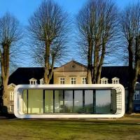 China Apple Warehouse Stylish and Practical Container Houses for Storage and Shelter for sale