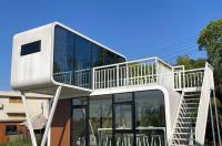 China Modern 40-Foot Mini Prefabricated Mobile Pod, 20-Foot Apple Pod Capsule Container House for sale