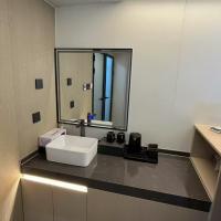 China Detachable Containers for Futuristic Prefab Houses Office Warehouses Steel Villas Hotels  Modular Tiny House for sale