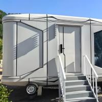 China Best-Selling Modern Prefabricated Container Capsule Houses Modern Mobile Homes Futuristic House for sale