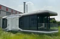 China Multifunctional Prefab Houses Comfortable and Practical Capsule Style Living Units Futuristic House for sale