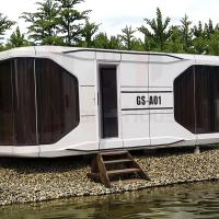 China Modular Prefabricated Villa Garden House Capsule Mobile Hotel Camping Space Portable Container Houses for Villas Mobile Homes for sale